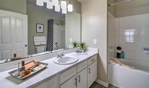 The Atlantic McKinney Ranch Apartments, 5500 McKinney Place Drive ...