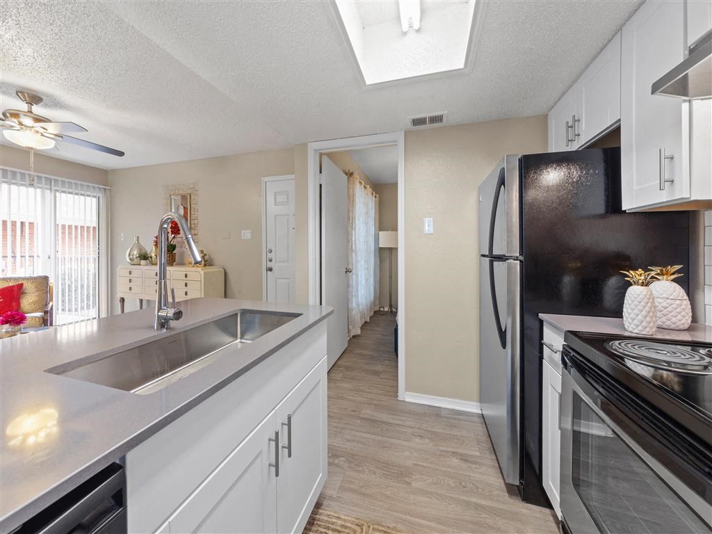 Sutton Place Apartments, 18600 Dallas Parkway, Dallas, TX - RentCafe