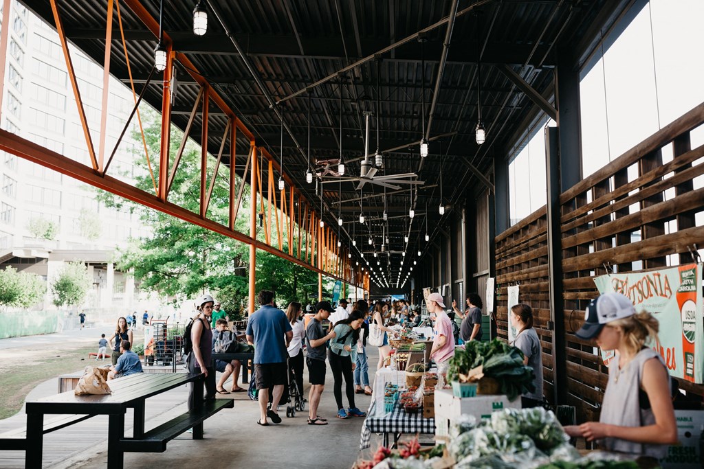 Scout Living, Powered By Placemakr Apartments, 639 Glen Iris Drive ...