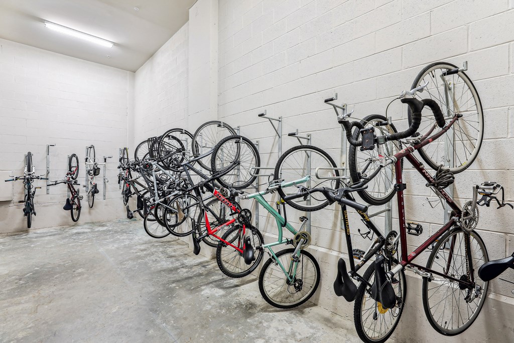 The Maxwell Apartments, 4200 N Carlin Springs Rd, Arlington, VA - RentCafe