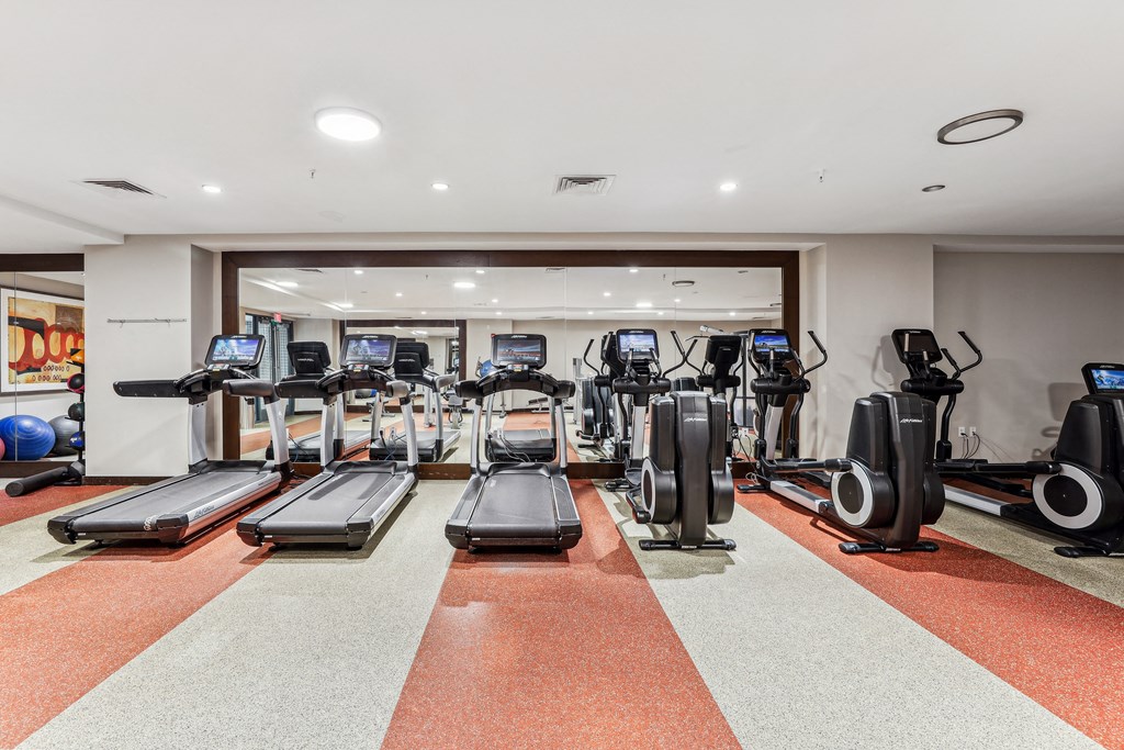 The Maxwell Apartments, 4200 N Carlin Springs Rd, Arlington, VA - RentCafe