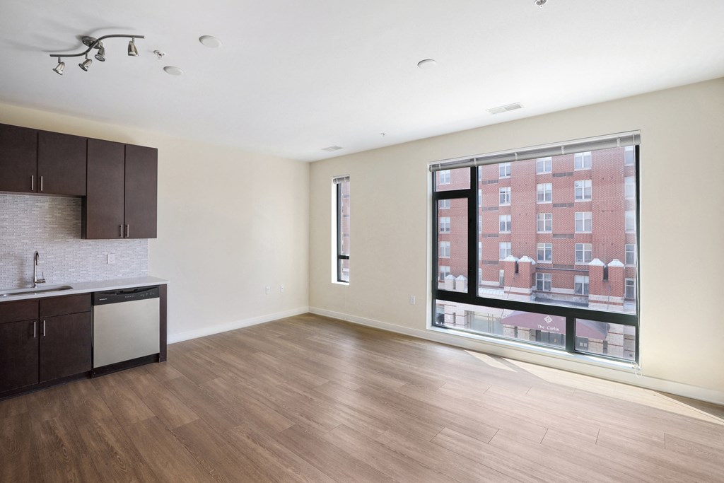 The Maxwell Apartments, 4200 N Carlin Springs Rd, Arlington, VA - RentCafe