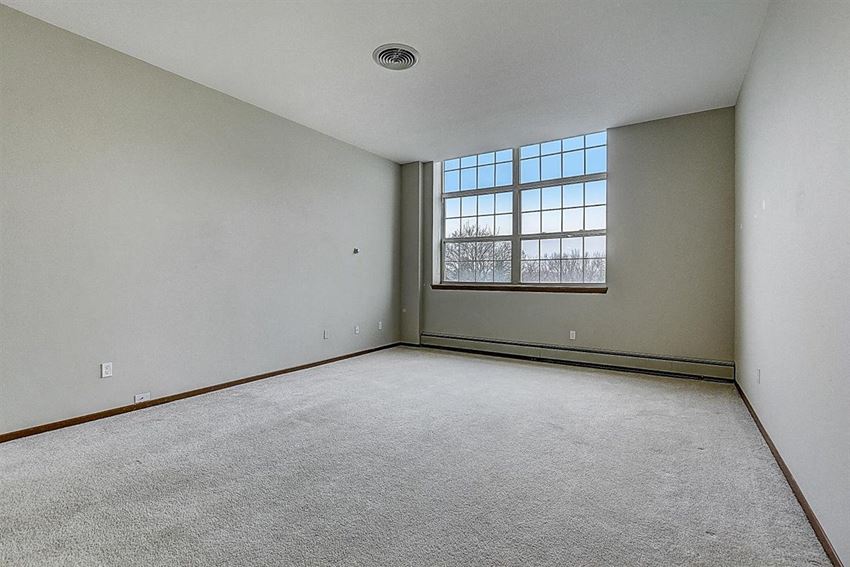 Hawthorne Terrace Apartments, 7700 Portland Ave, Wauwatosa, WI - RentCafe