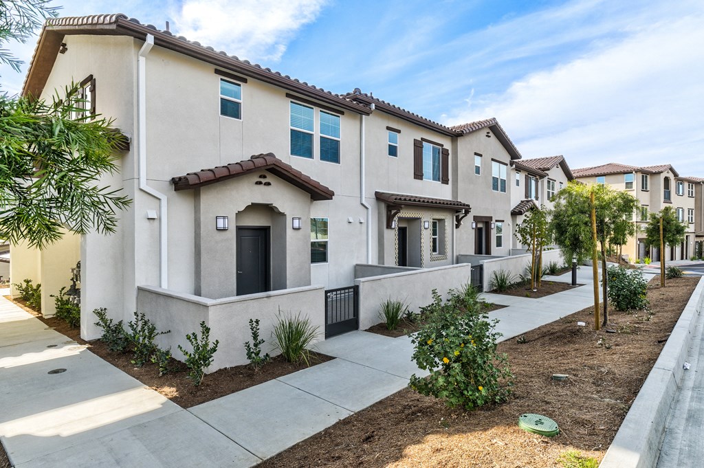Arrive Temecula Apartments, 43590 W. Ventana Street, Temecula, CA ...