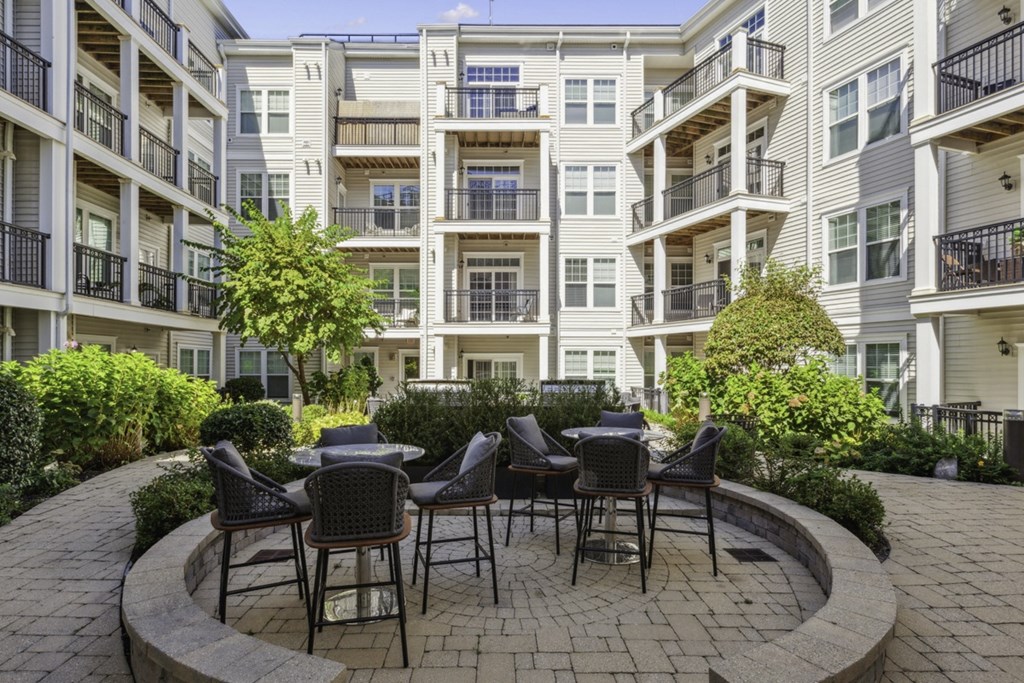 Metro 303 Apartments, 303 Main St, Hempstead, NY - RentCafe