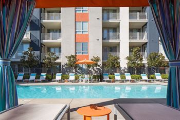 Sofi Warner Center Apartments, 6300 Variel Ave, Woodland Hills, CA ...