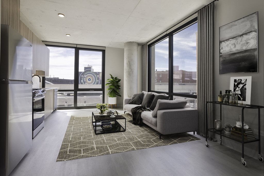 Platform 4611 Uptown Chicago Apartments, 4611 N Broadway, Chicago, IL ...