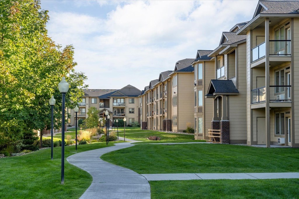 Eagle Point Apartments, 1090 W Betz Rd, Cheney, WA - RentCafe