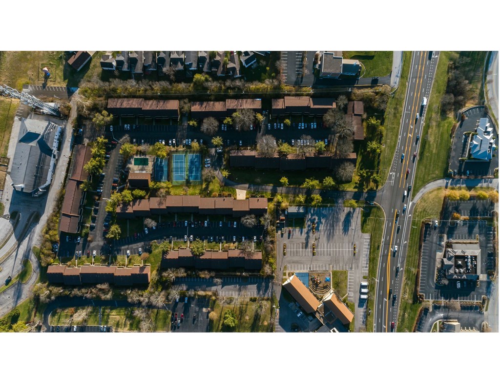 Pinebrook Apartments, 3650 Tates Creek Road, Lexington, KY - RentCafe