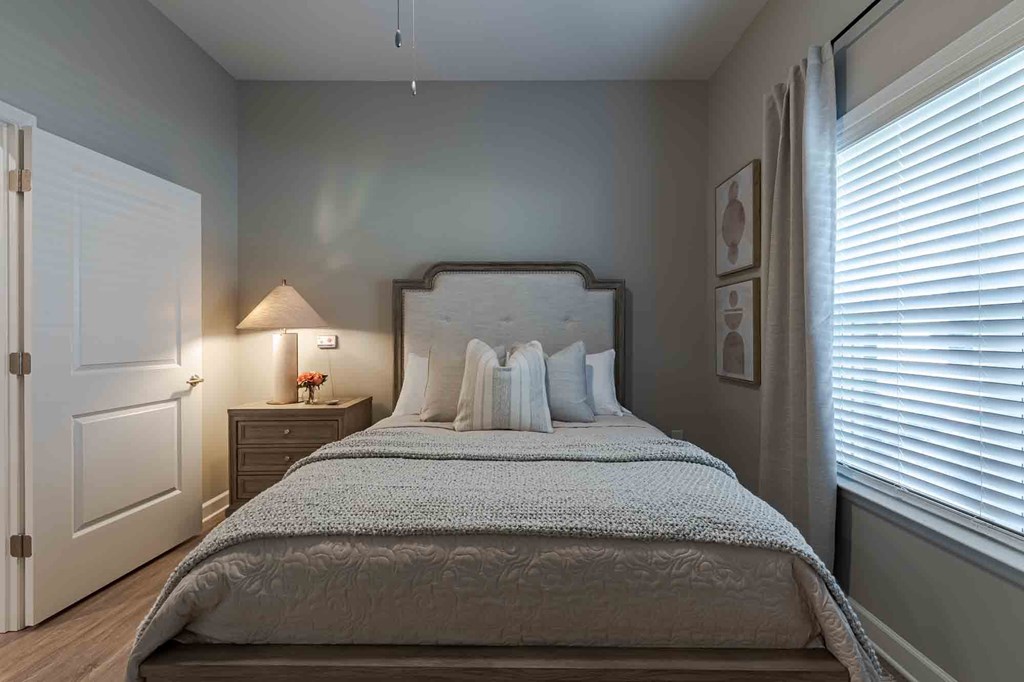 Crossing Pointe Apartments, 7422 Red Oak Road, Union City, GA - RentCafe