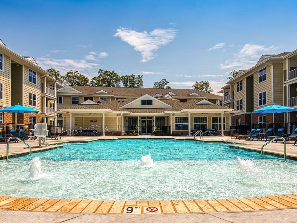 Sapphire At Centerpointe Apartments, 14250 Sapphire Park Lane ...