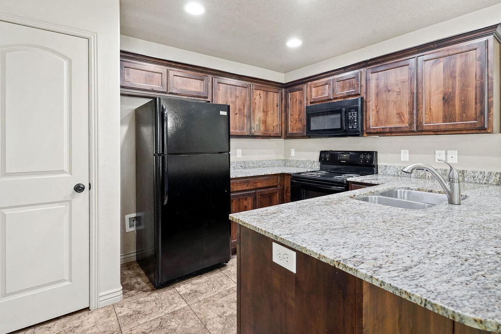 Angels Landing Townhomes, 925 N Angel St, Layton, UT - RentCafe