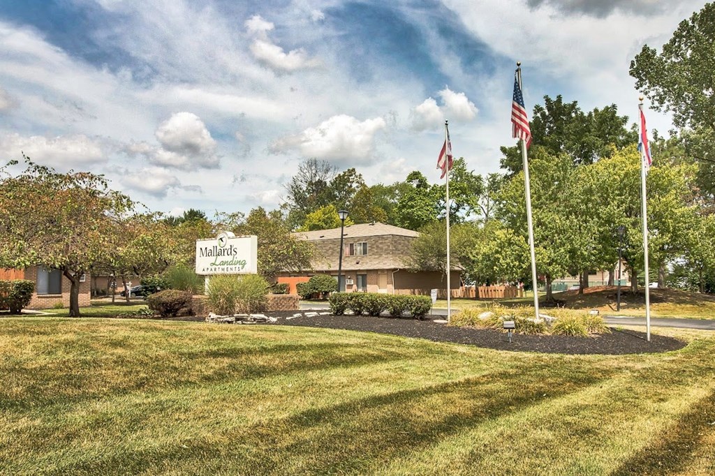 Mallards Landing Apartments, 2514 Mallards Landing, Columbus, OH - RentCafe