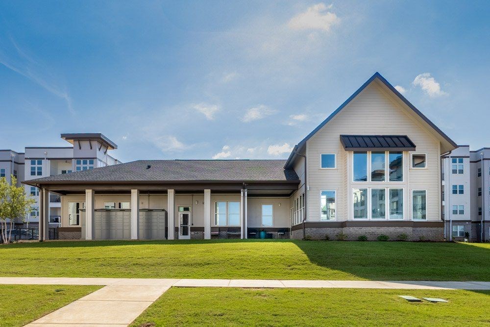 Prosper Madison Oaks Apartments, 828 Town Madison Boulevard, Madison ...