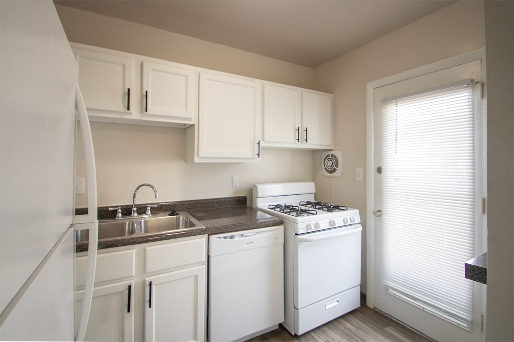 Colonial Ridge Apartments, 2928 Colonial Ridge Ct., Cincinnati, OH ...