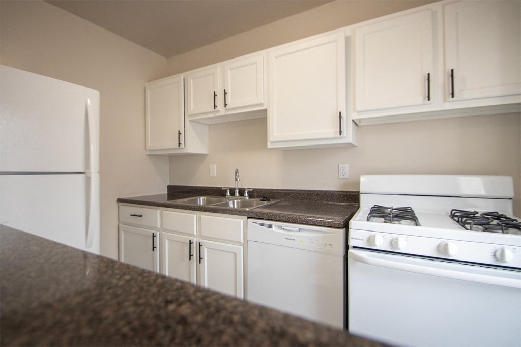 Colonial Ridge Apartments, 2928 Colonial Ridge Ct., Cincinnati, OH ...