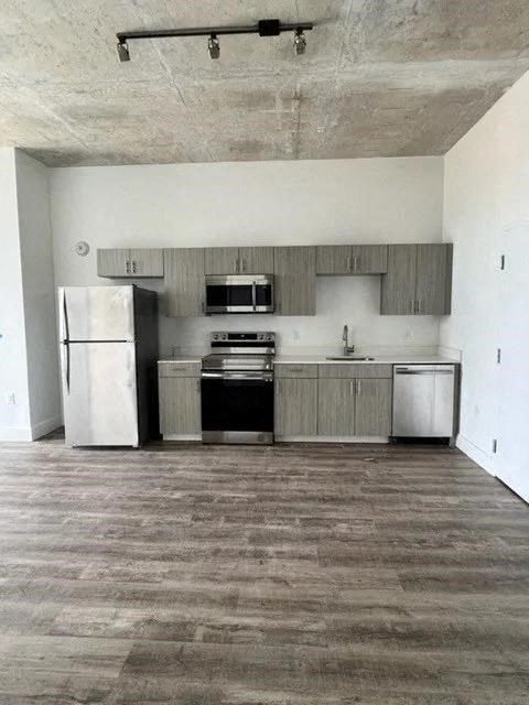 Ram Miami River North Apartments, 590 W Flagler St, Miami, FL - RentCafe
