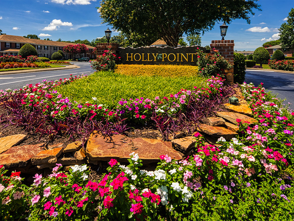 Holly Point Apartments, 2540 Holly Point Blvd., Chesapeake, VA - RentCafe