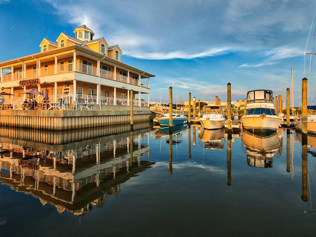 The Port At East Beach Apartments And Marina, 4521 Pretty Lake Ave ...