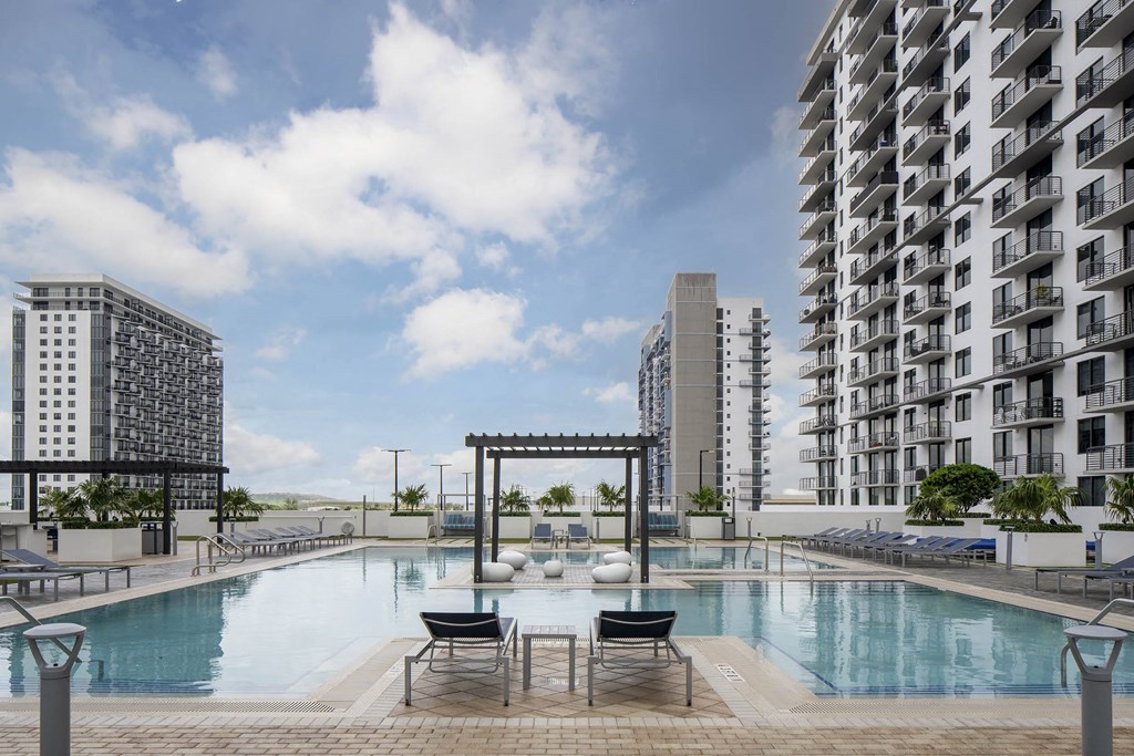 The Palma At Downtown Doral Apartments, 5250 NW 84th Ave, Doral, FL ...