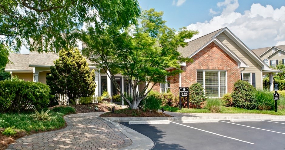 Park At The Hill Apartments, 5385 Peachtree Dunwoody Rd, Atlanta, GA ...