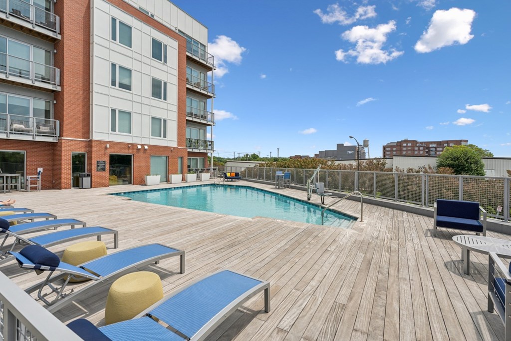The Waterford At Rocketts Landing Apartments, 4501 E Main Street ...