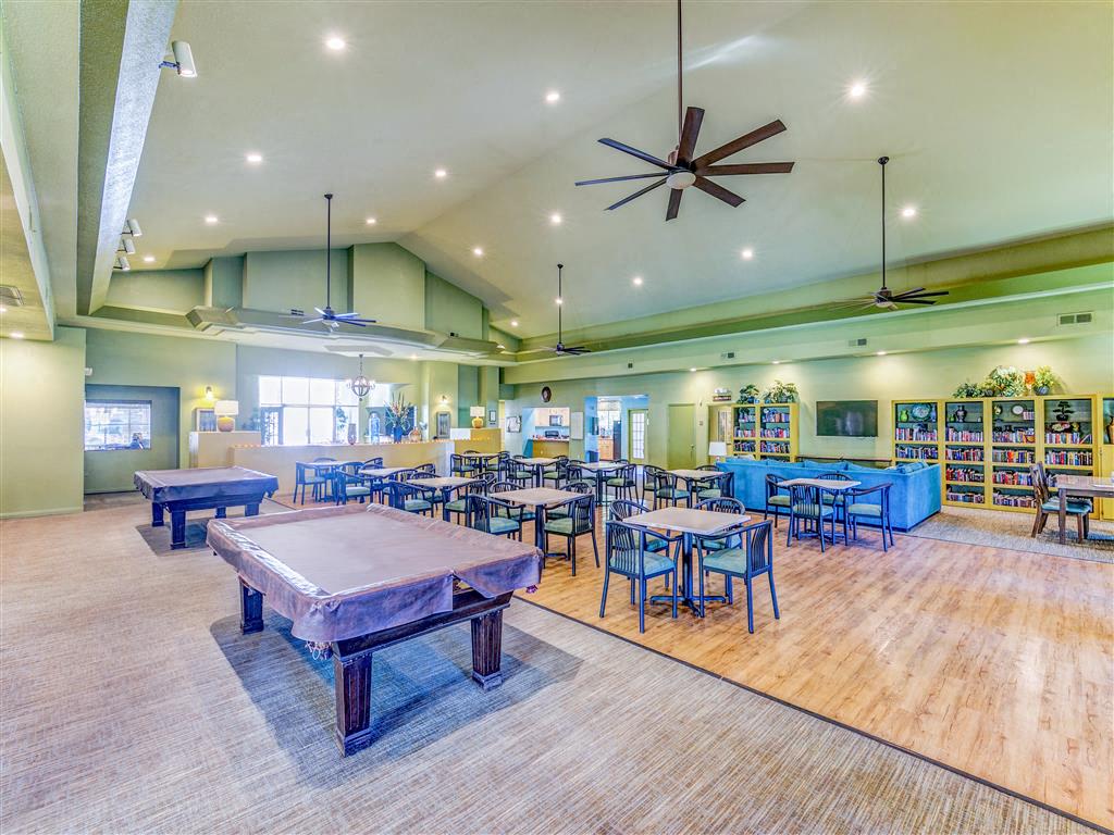 Country Club at Valley View Apartments, 1400 South Valley View, Las ...