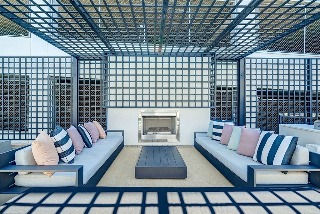 Commons Park West Apartments, 1550 Platte Street, Denver, CO - RentCafe