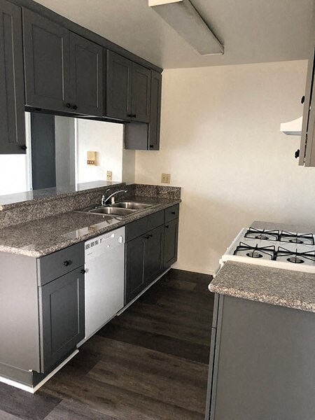 16005 Vanowen Ave. Rentals - Van Nuys, CA - RentCafe