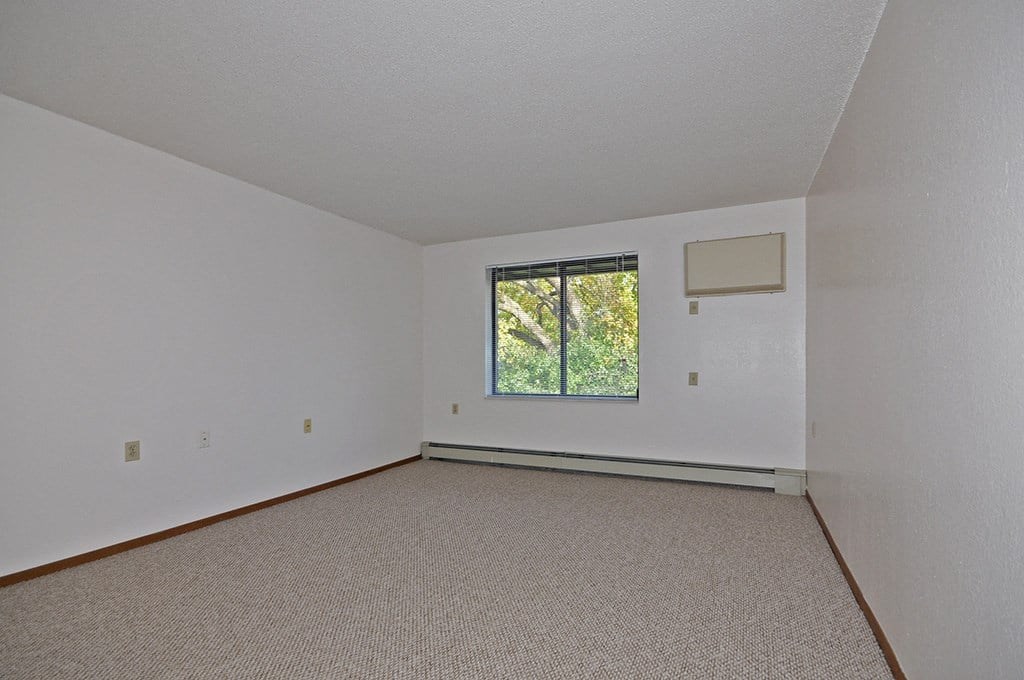 Maple Terrace Apartments, 1560 Howard Ave, Maple Plain, MN - RentCafe