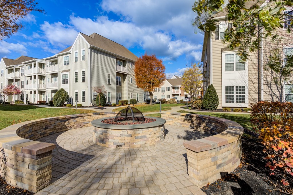 Meridian West Shore Apartments, 2960 Meridian Way, Mechanicsburg, PA ...