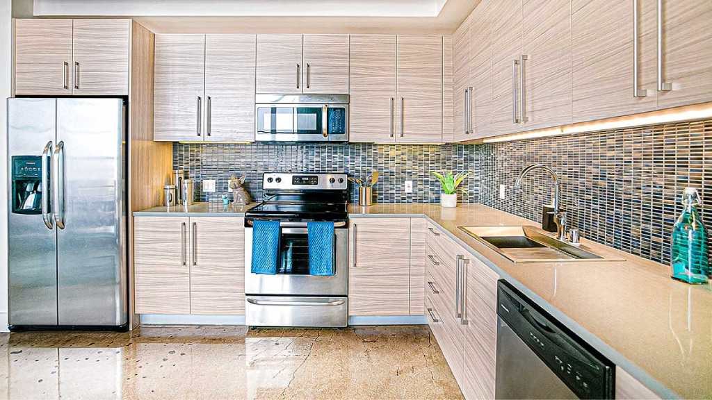 Maxfield Lofts Apartments, 819 Santee St., Los Angeles, CA - RentCafe