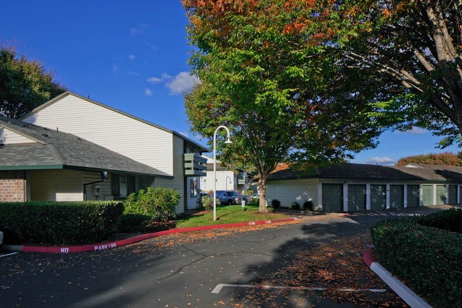 Amber Court Apartments, 650 Southwest 201st Avenue, Aloha, OR - RentCafe