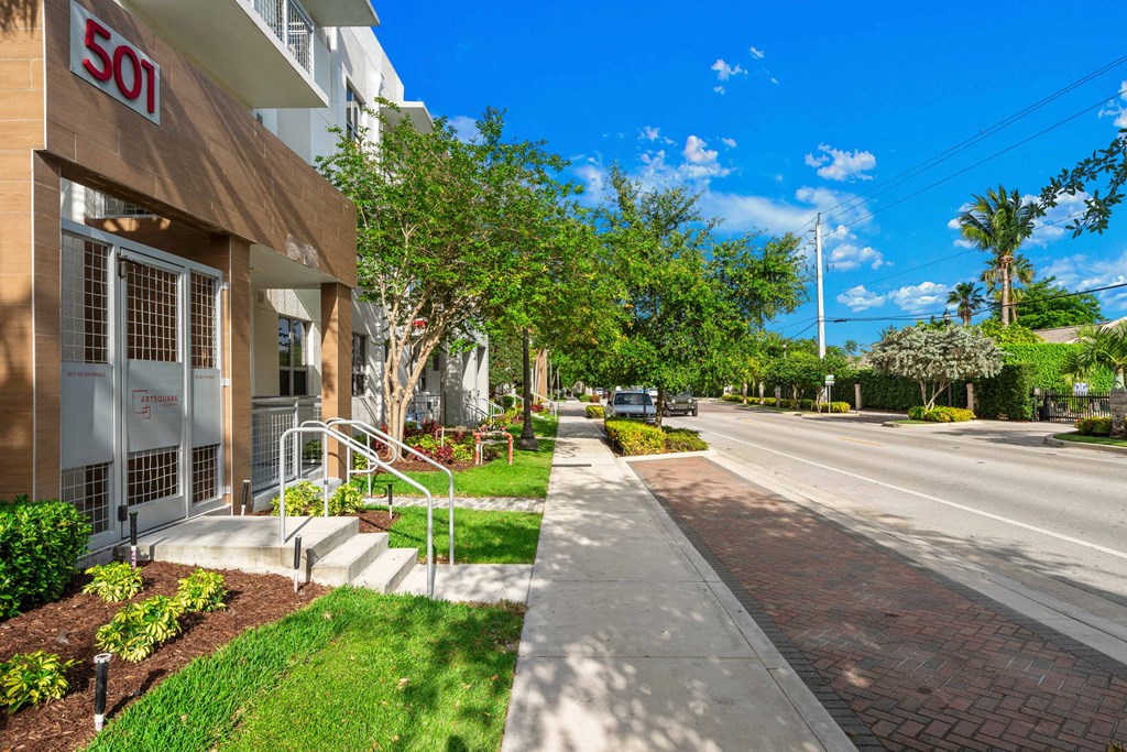 ArtSquare At Hallandale Apartments, 401 N Federal Hwy, Hallandale Beach ...