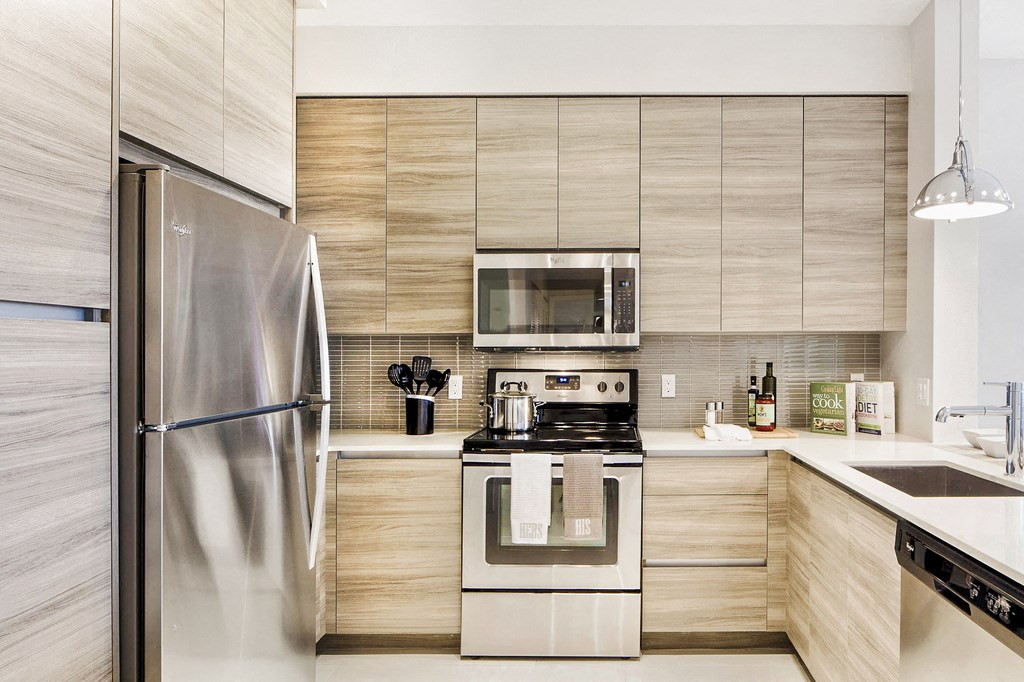 The Palmer Dadeland Apartments, 8215 SW 72nd Ave, Miami, FL - RentCafe