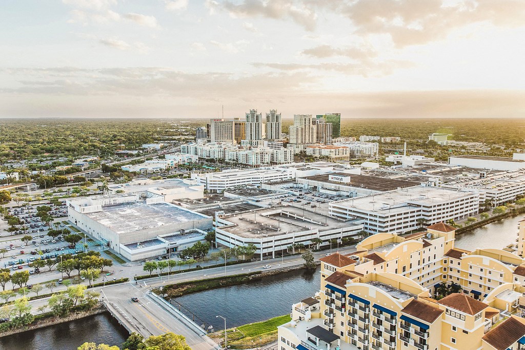 The Palmer Dadeland Apartments, 8215 SW 72nd Ave, Miami, FL - RentCafe
