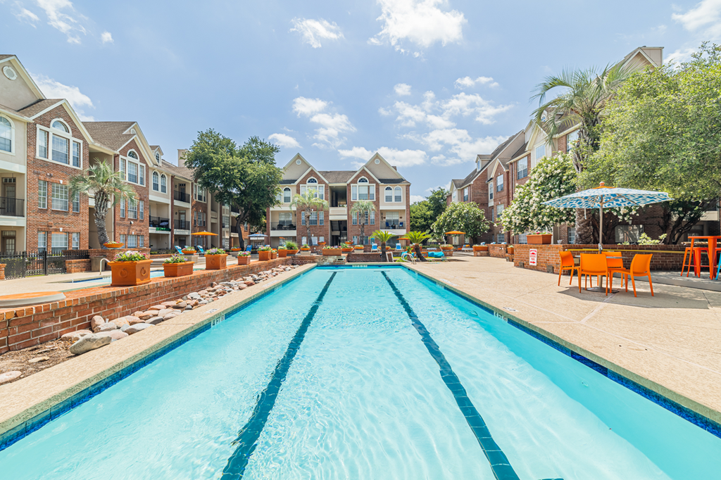 The Village At Bellaire Apartments, 5454 Newcastle Dr, Houston, TX ...