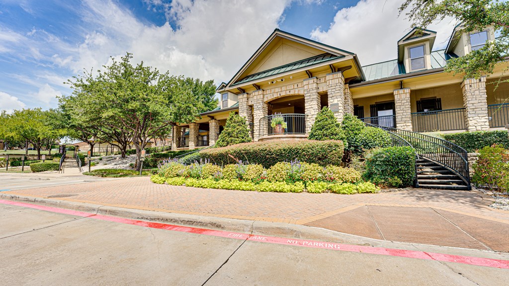 Wind Dance Apartments, 1220 Indian Run Drive, Carrollton, TX - RentCafe