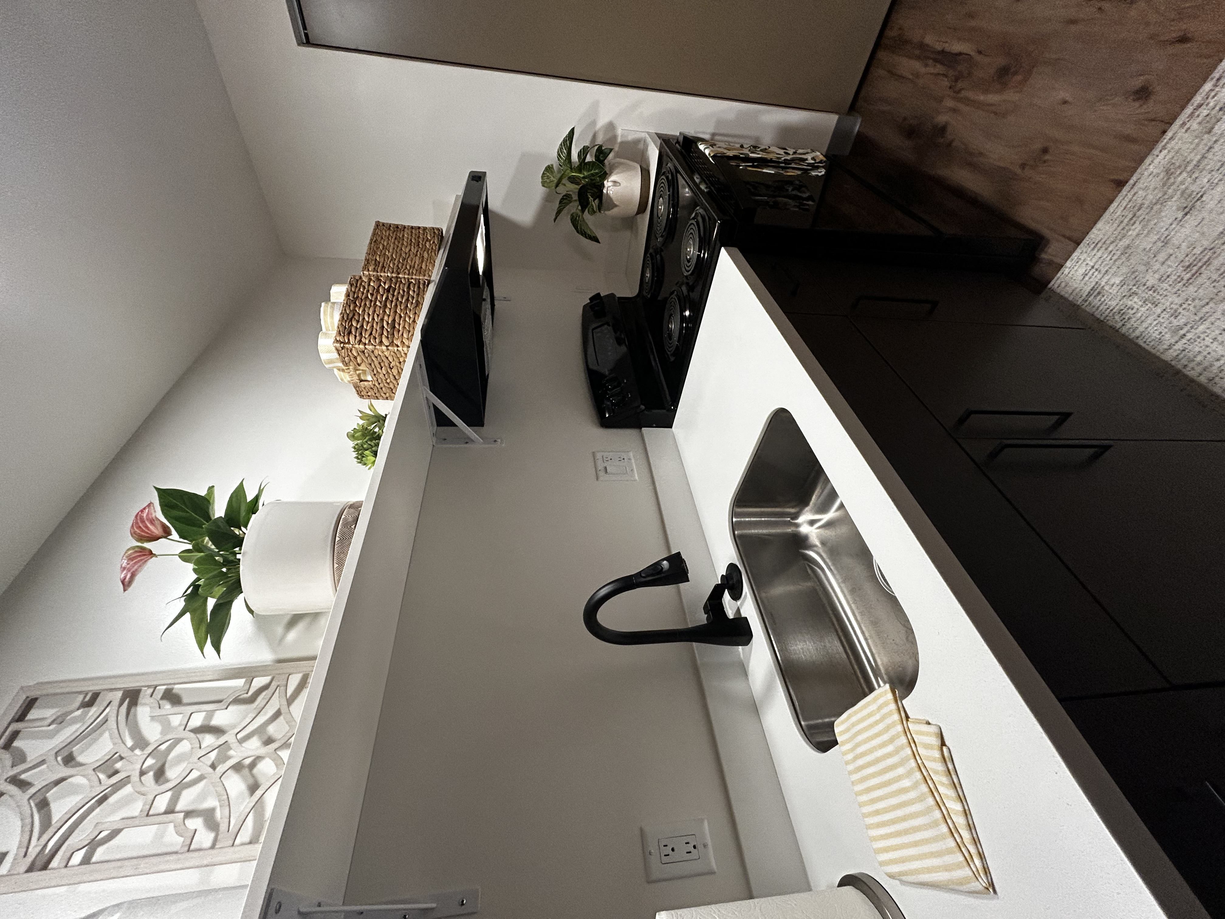 1060 Bishop Apartments, 1060 BISHOP ST, HONOLULU, HI - RentCafe