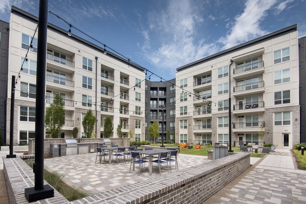The Maddux At Shadowood Apartments, 2180 Shadowood Parkway, Atlanta, GA ...