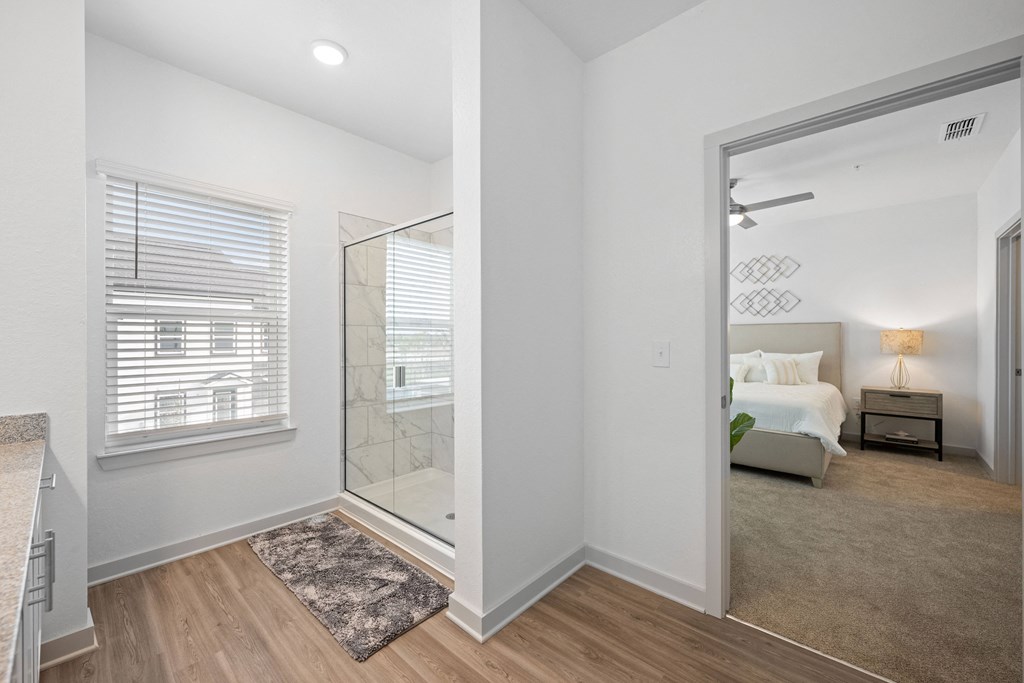 Novo Gateway | Apartments And Townhomes, 11205 Colonial Gateway Drive ...