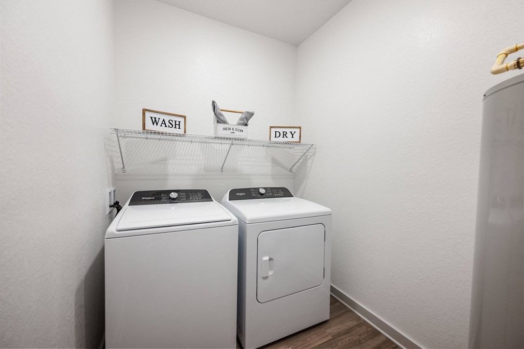 Novo Gateway | Apartments And Townhomes, 11205 Colonial Gateway Drive ...