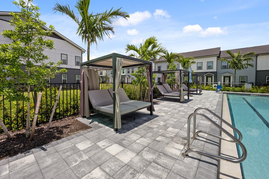 Novo Gateway | Apartments And Townhomes, 11205 Colonial Gateway Drive ...