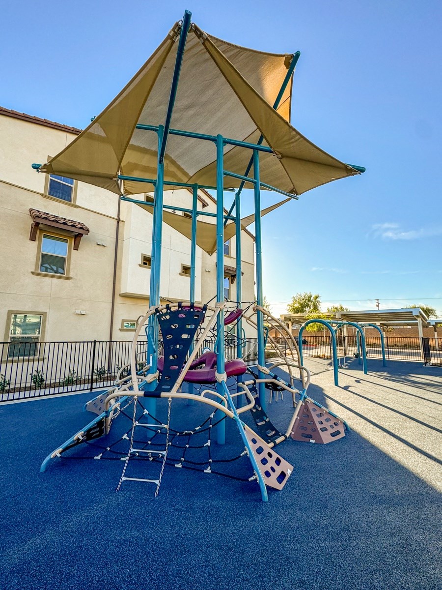 The Kingsley Luxury Apartments, 550 E Foothill Blvd, Rialto, CA - RentCafe
