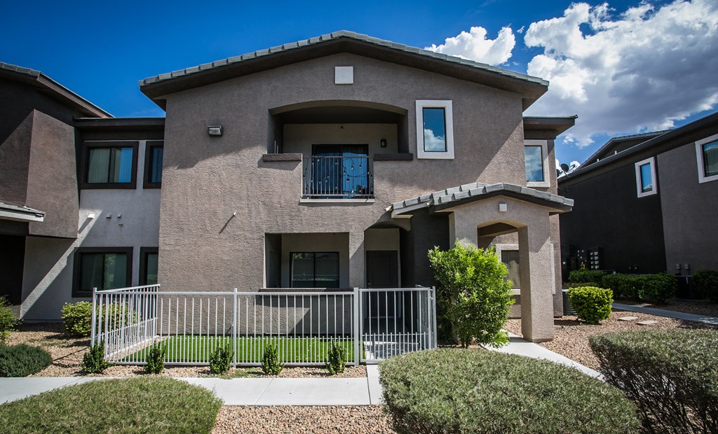 304 E Silverado Ranch Blvd
