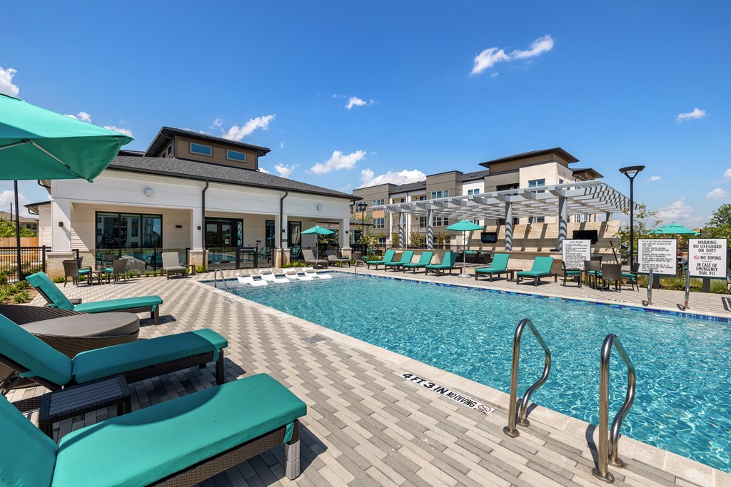 12900 Shadow Creek Parkway
