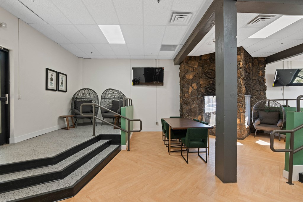 Mezona On Main Apartments, 250 West Main Street, Mesa, AZ - RentCafe