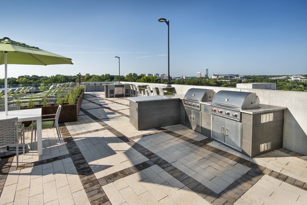 The Maddux At Shadowood Apartments, 2180 Shadowood Parkway, Atlanta, GA ...