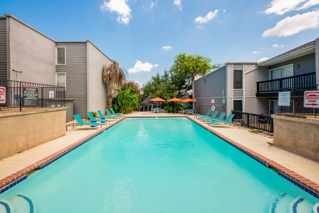 Aero Riverside Apartments, 2201 Willow Creek Drive, Austin, TX - RentCafe