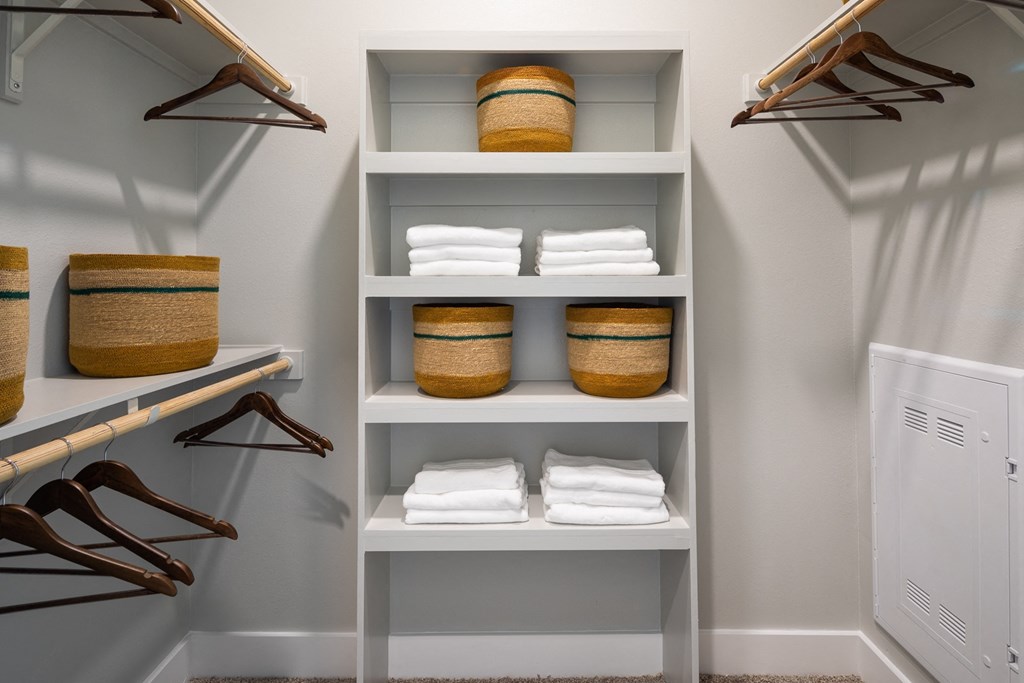 Timbergrove Station Apartments, 2717 Minimax Dr, Houston, TX - RentCafe